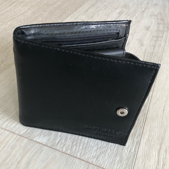 Raffaello Firenze | Bags | Raffaello Firenze Italian Bifold Leather ...